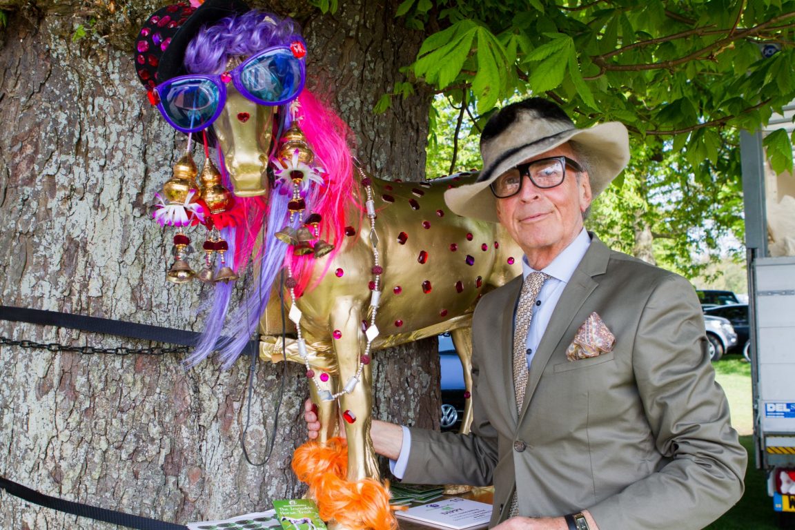 Invisible Horse Sculptures for Exclusive Auction | The Gaitpost